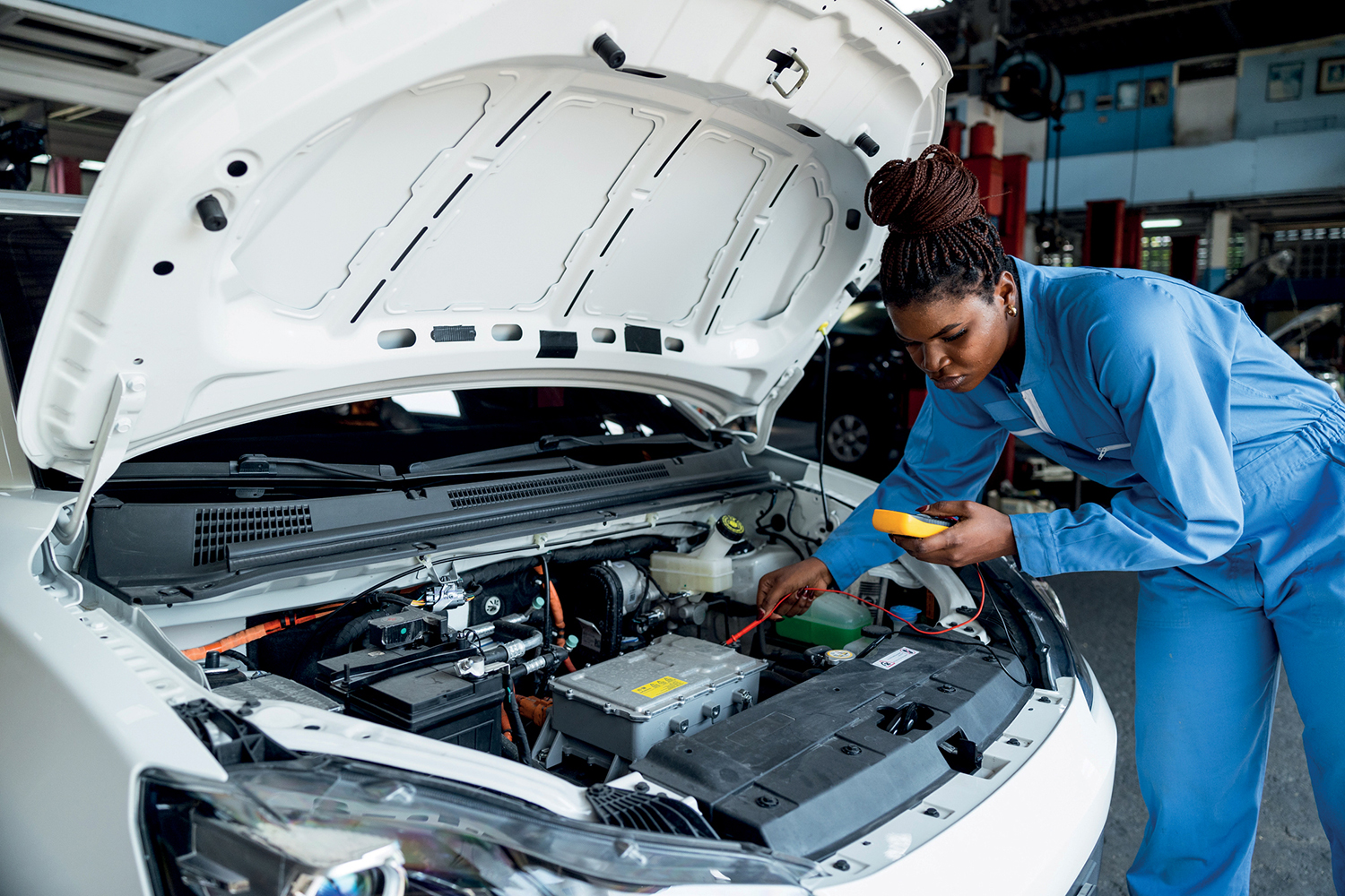 Electric Vehicle Certification Course - College of Southern Nevada